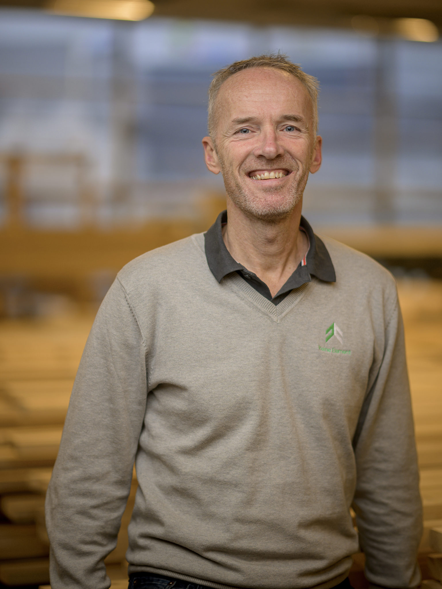 Kontakt oss - Reine Element